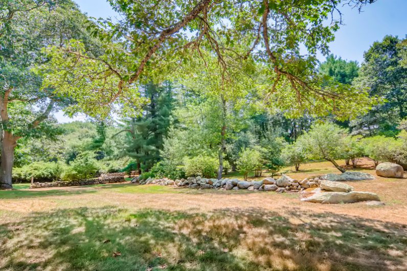 Can we take a peek? Inside a 12-acre Chilmark Estate - Vineyard Visitor